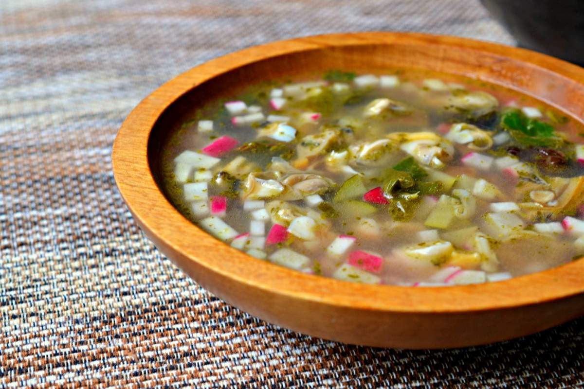 Fresh summer clam soup | Eat North