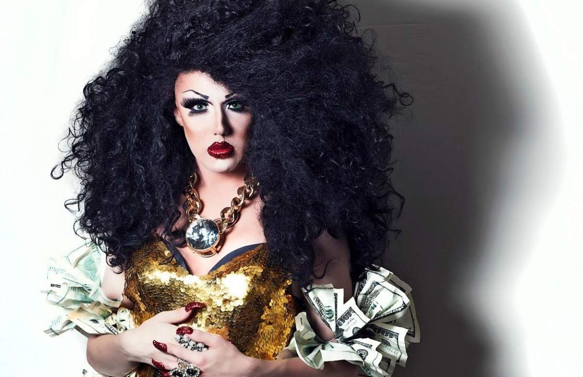 One day in Saskatoon: Drag Queen Kiki Roquette | Eat North