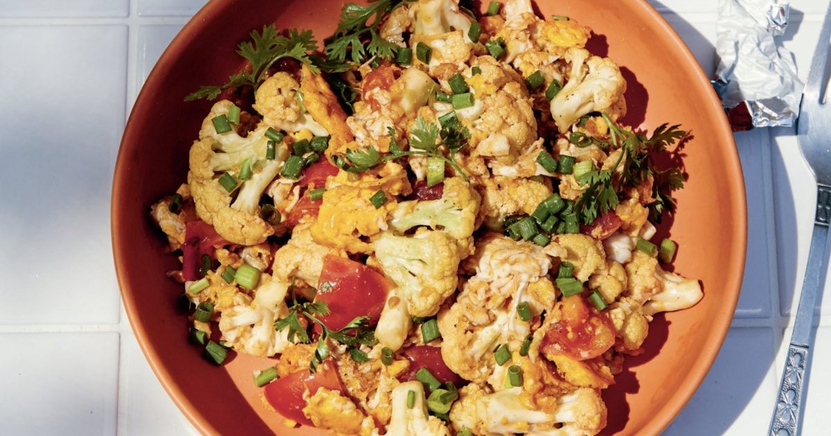 Chef Nuit Regular's stir-fried cauliflower with egg | Eat North