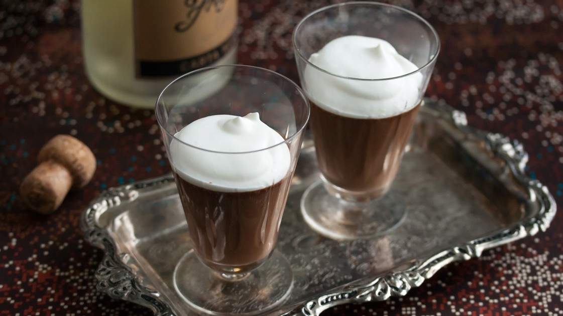 Dark chocolate Champagne pots de creme | Eat North