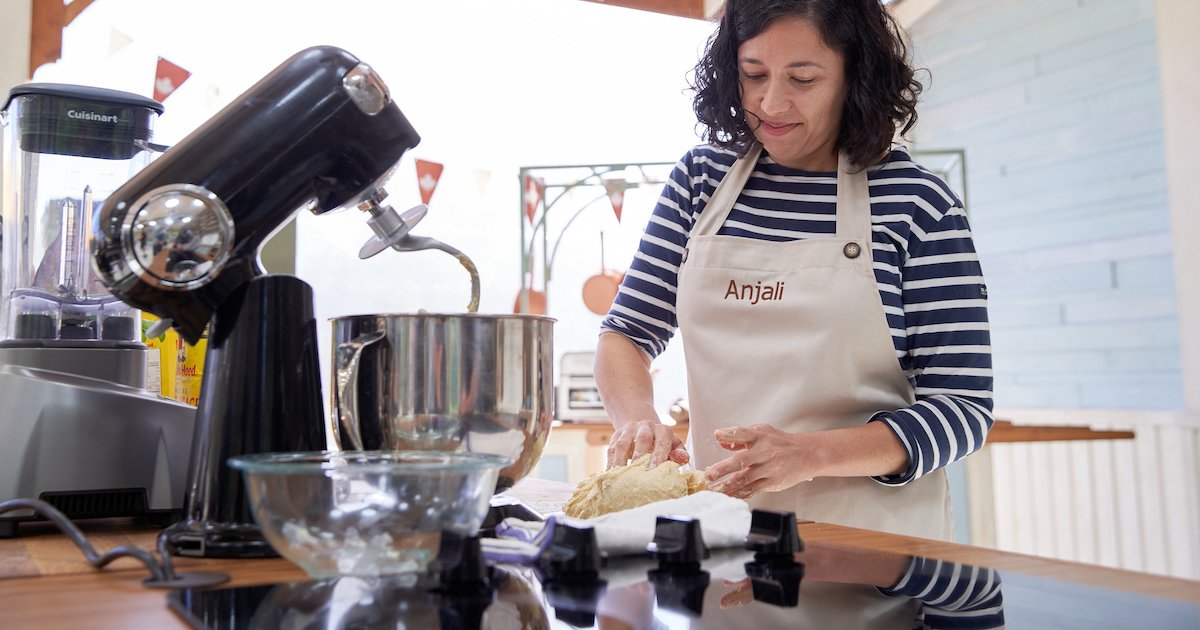 Great Canadian Baking Show Season 4 Episode 2 recap: No knead to stress ...