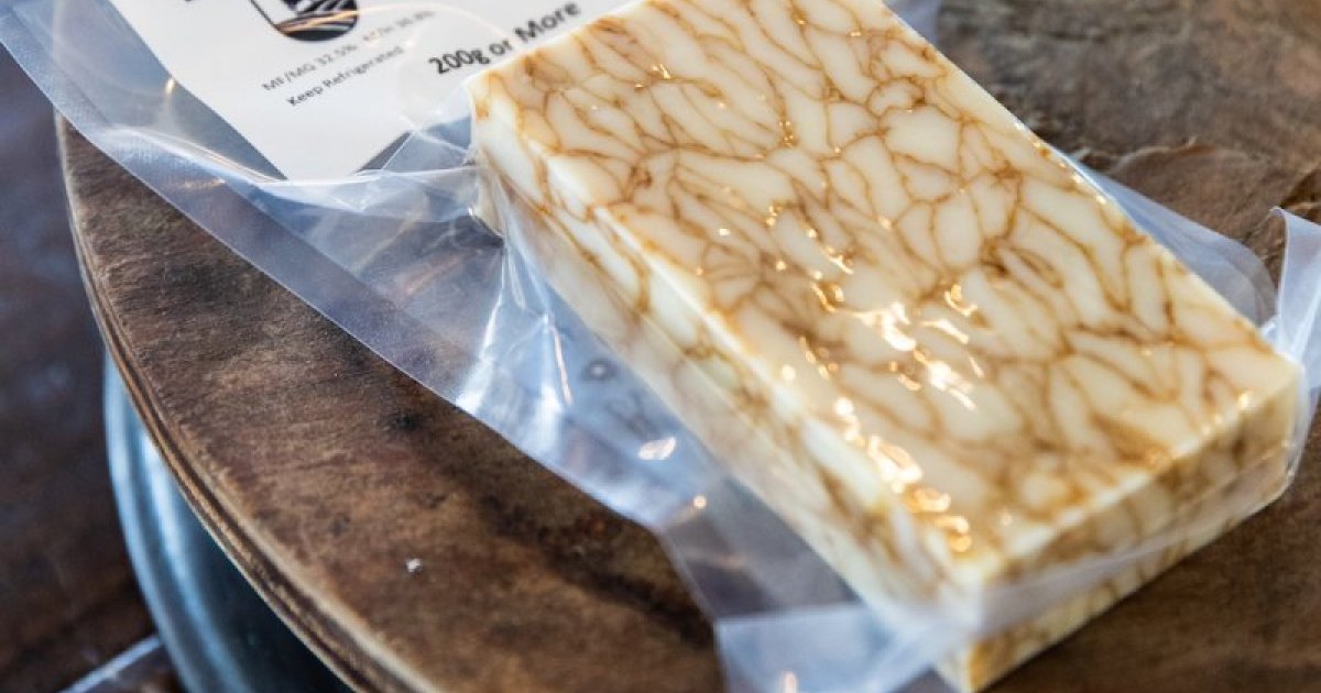 Alberta's Lakeside Farmstead garners plenty of buzz with unique cheeses ...