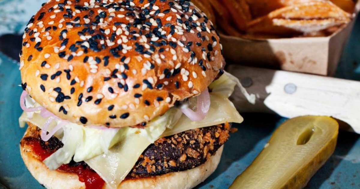 Vancouver's Pourhouse refocuses on comfort food with concept revamp ...