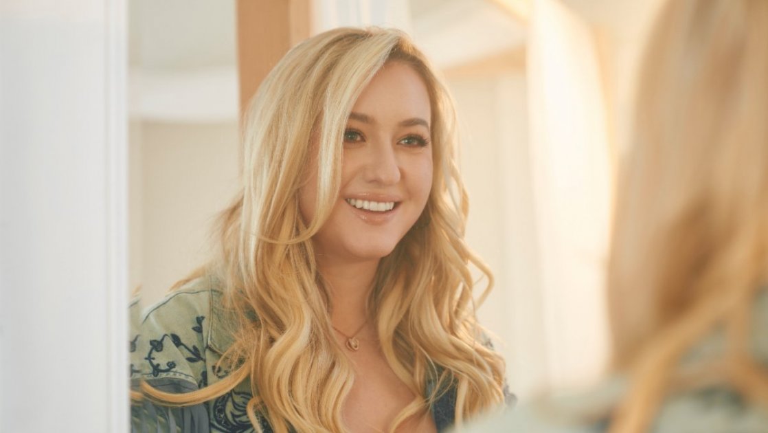 One Day in Edmonton: country singer Taylor-Rae | Eat North