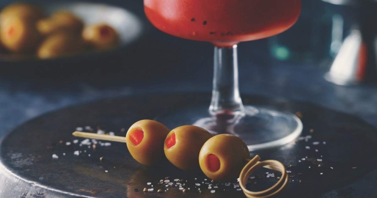 Canadian food DYK: The quintessential Canadian cocktail was created in ...