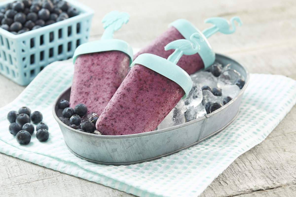 Easiest blueberry yogurt ice pops | Eat North